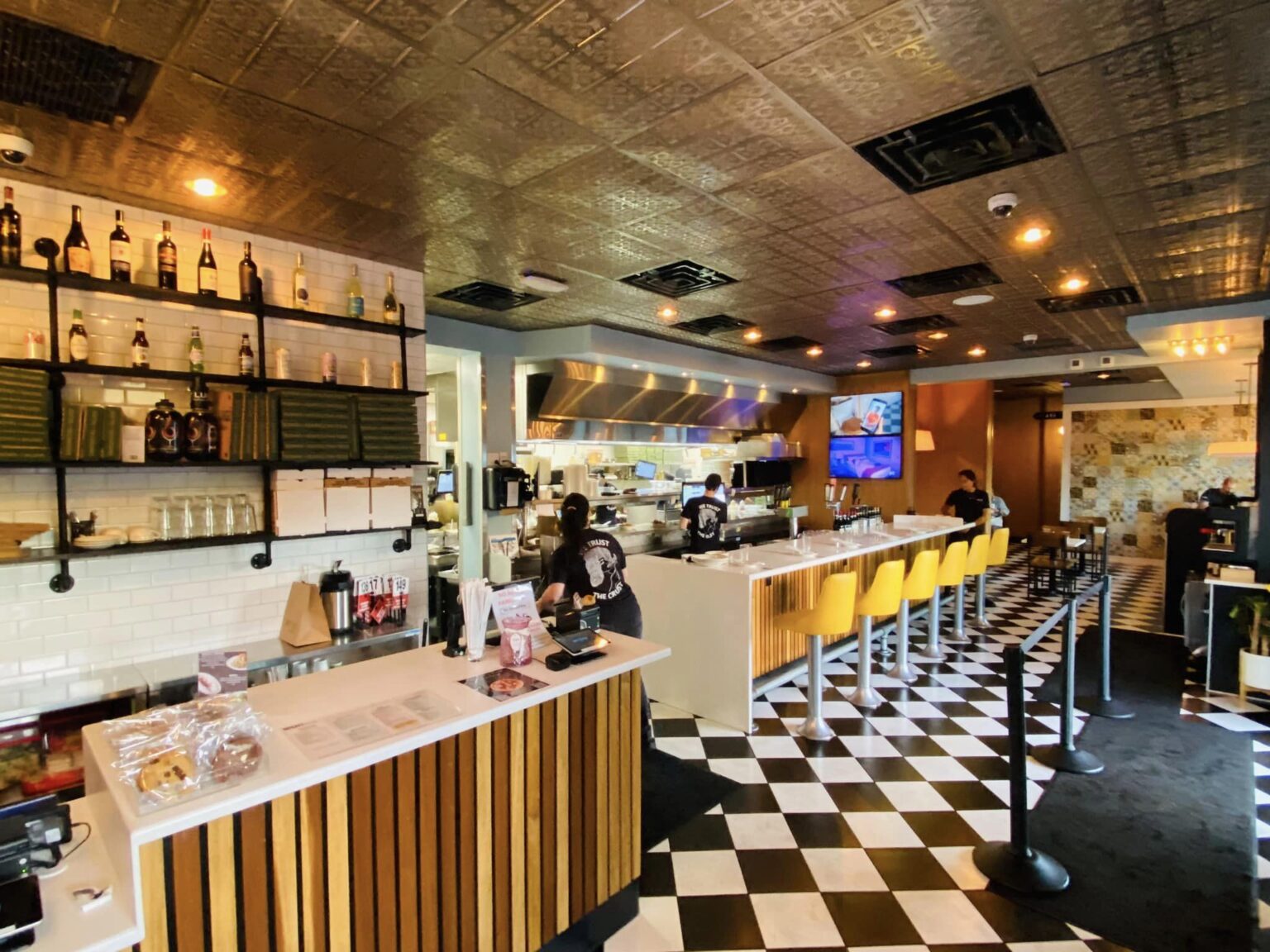 Jay Luigi Serves Casual Italian in St Pete - Restaurant Review
