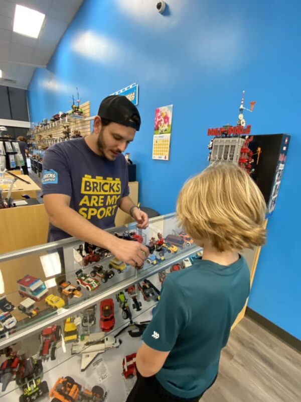 Pier Teaki Restaurant and Bar in St. Petersburg at the new pier